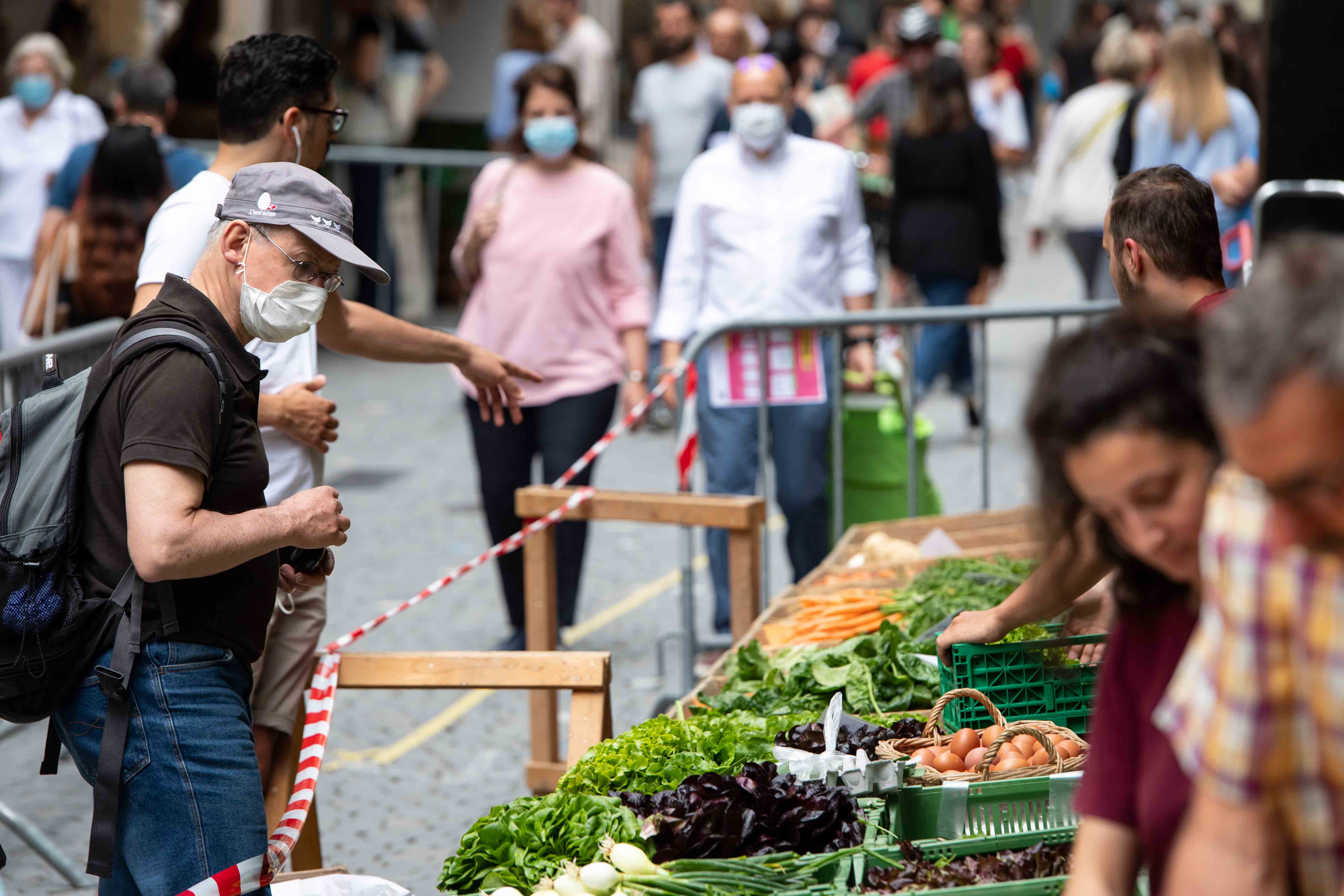 This Simple Model Shows The Importance Of Wearing Masks And Social ...