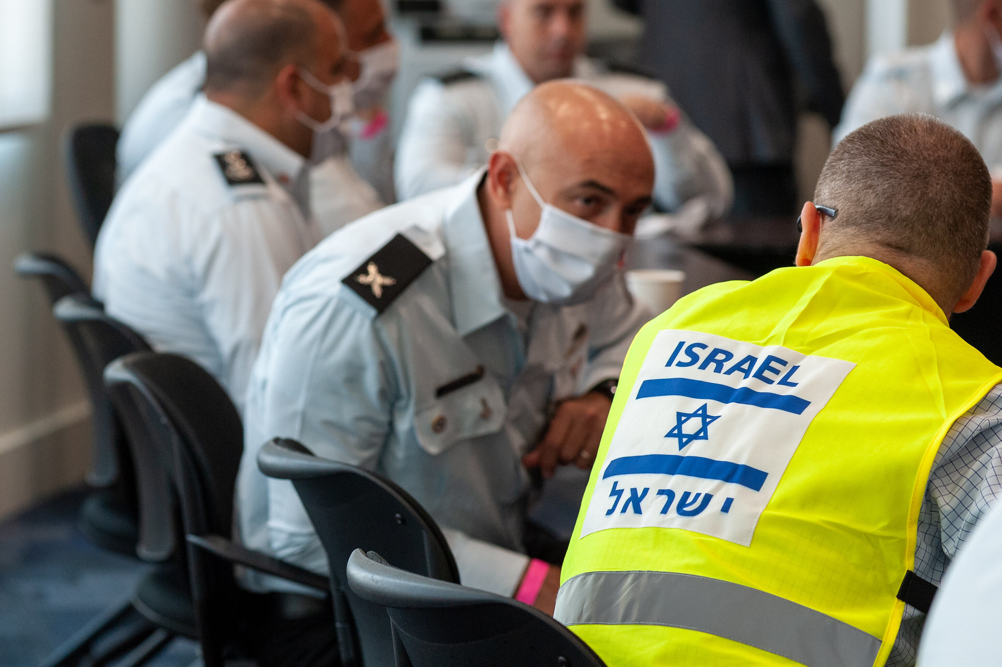 Israeli Firefighters Volunteer To Help California Battle Wildfires ...