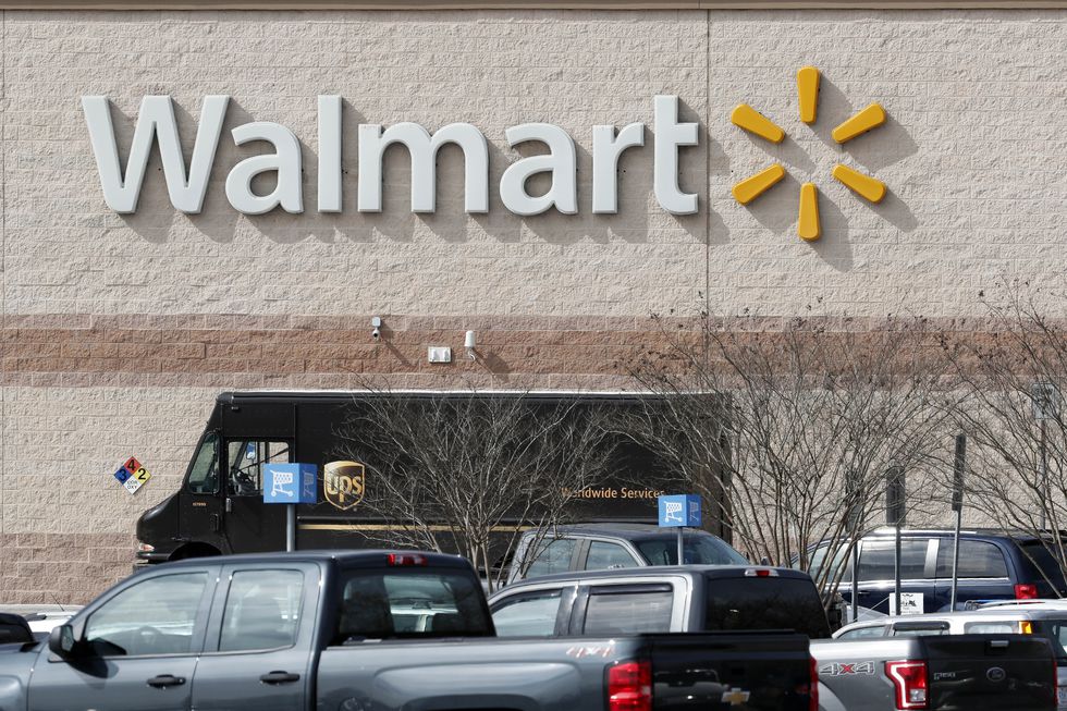 Walmart Does Deal With Paramount For Streaming Perks | Positive ...