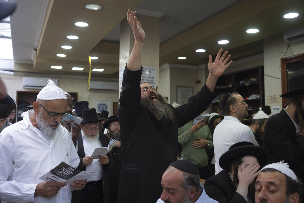Jewish Pilgrims Gather In Ukraine Despite The Perils Of War | Positive ...