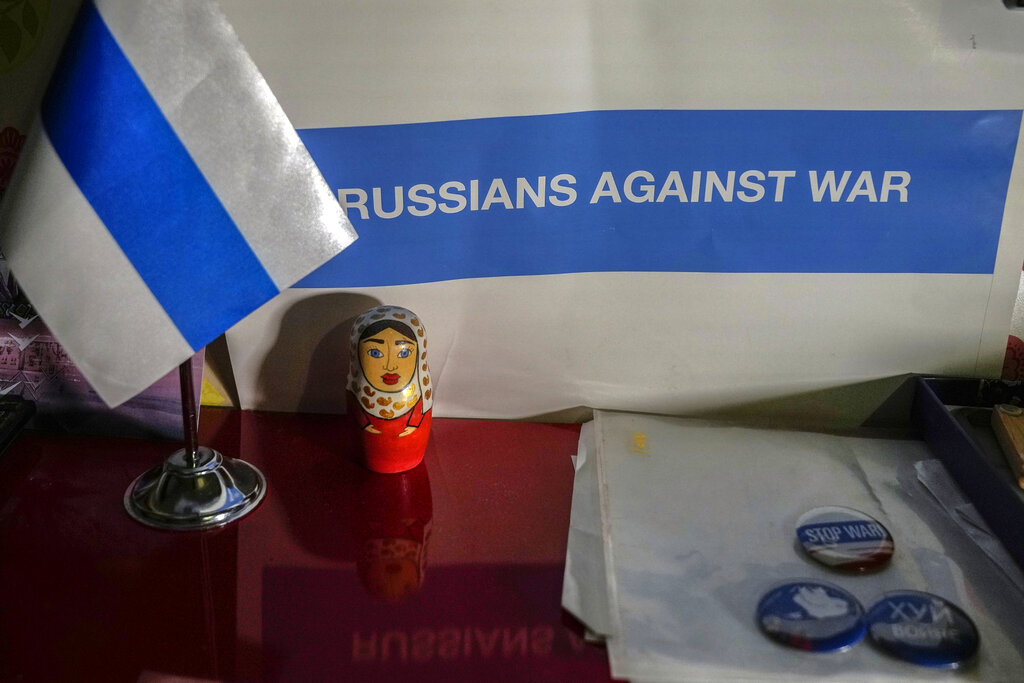 Russian Draft Has People Fleeing To Istanbul, Much Like After ...