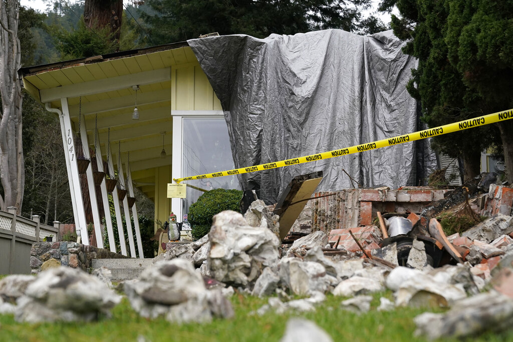 Thousands Remain Without Power After Large California Earthquake ...